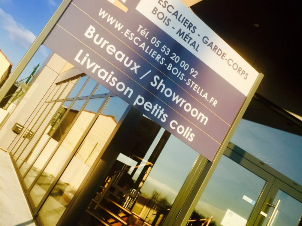 Enseigne, signalétique et marquage véhicule et vitrine à Marmande
